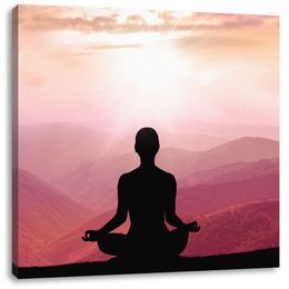 Pixxprint Leinwandbild Meditierender Mensch in den Bergen