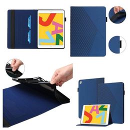 Wigento Tablet-Hülle Aufstellbare Kunst-Leder Tasche Baum Muster für Apple iPad 10.2 Zoll 2019 / 2020 / 2021 7. / 8. 9. Gen Etuis Hülle Cover Schutz Case Zubehör