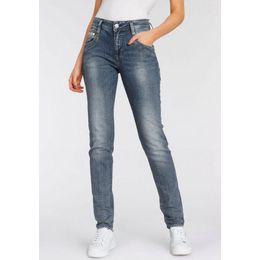 Herrlicher High-waist-Jeans RADINA RECYCLED DENIM mit leichtem Push-Up-Effekt, blau