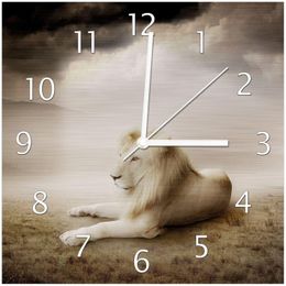 Wallario Wanduhr Stattlicher ruhender Löwe in Afrika in Sepiafarben (Aluverbunduhr), schwarz, mit weißen Zeigern