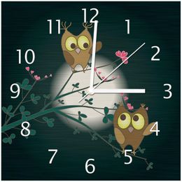 Wallario Wanduhr Süße verliebte Eulen auf dem Ast bei Nacht im Mondschein (Aluverbunduhr), schwarz, mit weißen Zeigern
