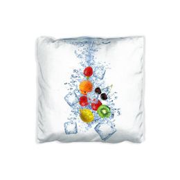 Wallario Dekokissen Obst-Eiswürfel-Mix im Wasser mit weißem Hintergrund