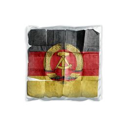 Wallario Dekokissen DDR Flagge auf altem Papier