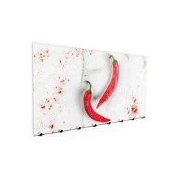 Primedeco Garderobenpaneel Magnetwand und Memoboard aus Glas Chili auf Marmortisch