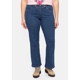 sheego Bootcut-Jeans Große Größen im Trachtenlook mit abknöpfbarem Latz, blau