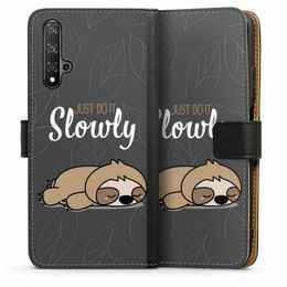 DeinDesign Handyhülle lazy sunday Sprüche Faultier Just Do It Slowly Sloth Grey, Huawei Nova 5T Hülle Handy Flip Case Wallet Cover Handytasche Leder