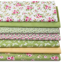 buttinette Patchwork- und Quiltpaket "Rosen", rosa/kiwi