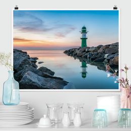 Bilderwelten Poster Strand blau Motiv matt gl&auml;nzend selbstklebend - Sunset at the Lighthouse - Sonnenuntergang Wohnzimmer Schlafzimmer