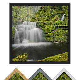 Bilderwelten Bild mit Rahmen Natur gr&uuml;n Motiv inkl. Rahmung - Lower McLean Falls in Neuseeland - Wasserfall Wohnzimmer Schlafzimmer