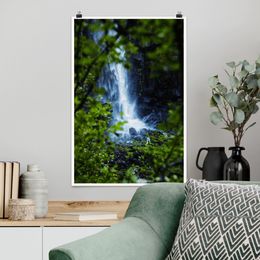 Bilderwelten Poster Natur gr&uuml;n Motiv matt gl&auml;nzend selbstklebend - Blick zum Wasserfall - Wasserfall Wohnzimmer Schlafzimmer