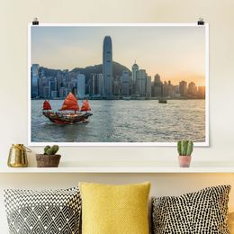 Bilderwelten Poster Natur rot Motiv matt gl&auml;nzend selbstklebend - Dschunke im Victoria Harbour - China Wohnzimmer Schlafzimmer