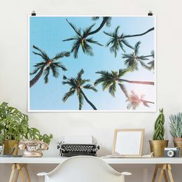 Bilderwelten Poster Strand blau Motiv matt gl&auml;nzend selbstklebend - Palmengiganten im Himmel - Palme Wohnzimmer Schlafzimmer
