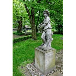 Casa Padrino Skulptur Jugendstil Skulptur Junge mit Korb Antik Stil Grau 48 x H 120 cm Antikstil