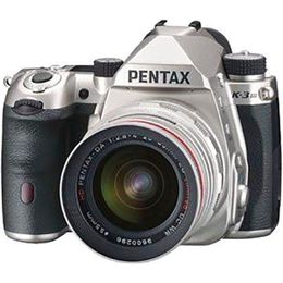 Pentax Premium Pentax K-3 MIII Systemkamera (18-135 WR, 25,73 MP, Bluetooth, WLAN (Wi-Fi), silberfarben