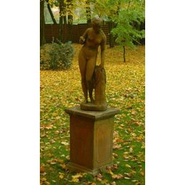 Casa Padrino Skulptur Jugendstil Skulptur Venus mit Apfel Antik Stil Moosgrau 27 x H 94 cm Antikstil