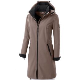 WITT Damen Softshelljacke mit Gummizug im R&uuml;cken, taupe, Gr&ouml;&szlig;e 19