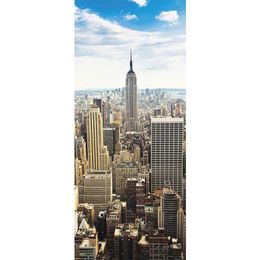 Selbstklebende Tapete New York | Wolkenkratzer Fototapete als Türposter mit Skyline | 3D Türtapete ideal für Küche und Jugendzimmer - 91 x 211 cm