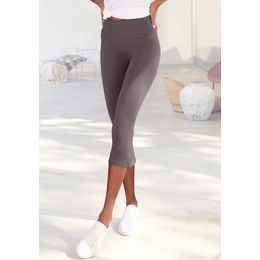 Lascana Caprileggings taupe Gr. 32/34 f&uuml;r Damen. Mit Logodruck. Basic. Nachhaltig.