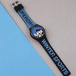Superdry Quarzuhr Herren Analog Quarz Uhr mit Silikon Armband SYG255EU, Herren Analog Quarz Uhr mit Silikon Armband SYG255EU