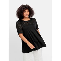 sheego Große Größen: Shirt mit Lasercut-Muster, in A-Linie, schwarz, Gr.40/42