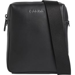 Calvin Klein Mini Bag CK MUST REPORTER W/PCKT SMO, in schlichtem Design, schwarz