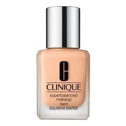 Clinique - Superbalanced Makeup - Perfectly Balanced Foundation - Cn 13.5 Petal - 30ml