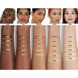 smashbox - Halo Healthy Glow 4-in1 Perfecting Pen - halo Healthy Glow 4-in1 Midtone Tan