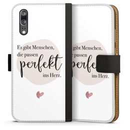 DeinDesign Handyhülle Es gibt Menschen die passen, Huawei P20 Hülle Handy Flip Case Wallet Cover Handytasche Leder