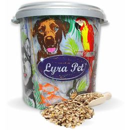 10 kg LYRA PET Streufutter aus der alb-mühle Terrassen-Mix schalenfrei in 30 l Tonne