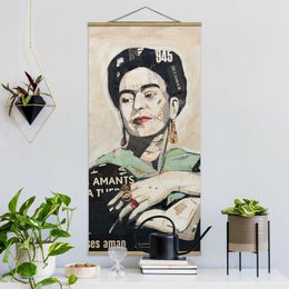 MICASIA Stoffbild mit Posterleisten - Frida Kahlo - Collage No.4 - Hochformat 2:1 Größe HxB: 70cm x 35cm Material: Eiche