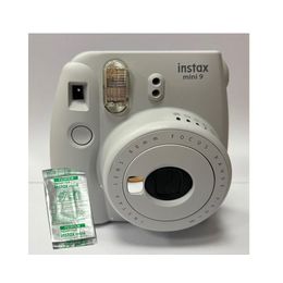 Fujifilm Instax Mini 9 Smoky-White inklusive Film mit 10 Aufnahmen Sofortbildkamera