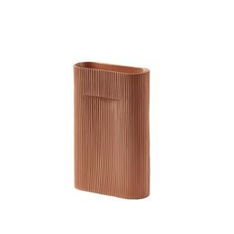 muuto - Ridge Vase H 35 cm, terrakotta