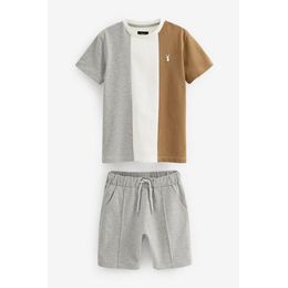 next T-Shirt & Shorts Set aus T-Shirt und Shorts in Blockfarben (2-tlg)