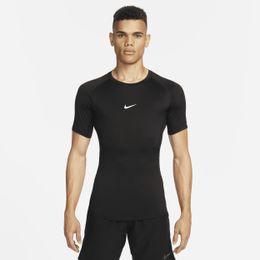 Nike Pro Dri-FIT Kurzarm-Fitness-Oberteil mit enger Passform für Herren - Schwarz