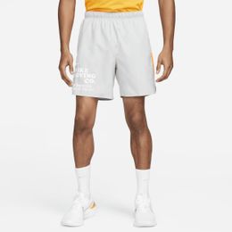 Nike Dri-FIT Challenger ungefütterte, vielseitige Shorts für Herren (ca. 18 cm) - Grau