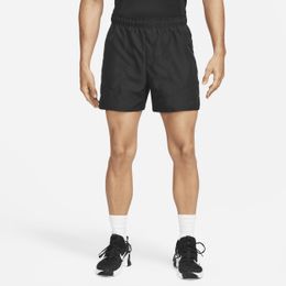 Nike Dri-FIT ADV A.P.S. Vielseitige ungefütterte Shorts für Herren (ca. 15 cm) - Schwarz