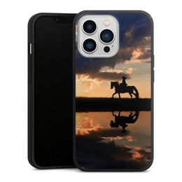 DeinDesign iPhone 13 Pro Handy Premium Silikon H&uuml;lle Handyh&uuml;lle schwarz Case Sunset Horseback Riding Horse Silikon Premium Case
