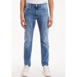 Calvin Klein Jeans Tapered-fit-Jeans SLIM TAPER mit Calvin Klein Leder-Badge, blau