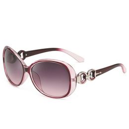 FeelGlad Sonnenbrille Damen-Sonnenbrille mit glänzendem Rahmen und Etui (Spar-Set) Elegant