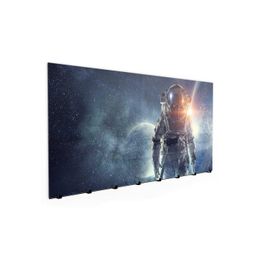 Primedeco Garderobenpaneel Magnetwand und Memoboard aus Glas Astronaut im Raumanzug