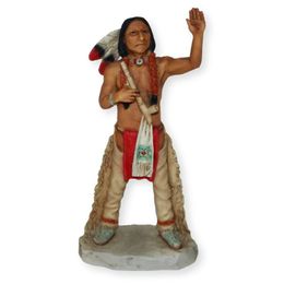 Castagna Dekofigur Figur Native American Häuptling Medizinmann Skulptur Sitting Bull H 17 cm Dekofigur stehend mit Pfeife und Feder