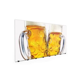 Primedeco Garderobenpaneel Magnetwand und Memoboard aus Glas Toastende Biergläser