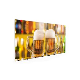 Primedeco Garderobenpaneel Magnetwand und Memoboard aus Glas Zwei Krüge Bier