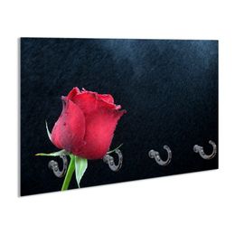 Wallario Handtuchhalter Rose vor dunklem Hintergrund