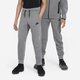 Nike Sportswear Tech Fleece Winterhose für ältere Kinder (Jungen) - Grau
