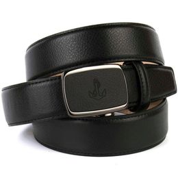 Anthoni Crown Ledergürtel mit Anker-Logo, Ton in Ton Steppung, schwarz