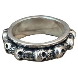 Kiss of Leather Silberring Drehring Totenkopf