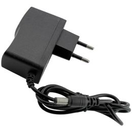 TRADESHOP 5V/2A 5,5x2,1mm Netzteil Ladegerät Universal Adapter für verschiedene Geräte wie externe Festplatten, Blu-Ray dvd cd Laufwerke, Kameras - Trade-shop