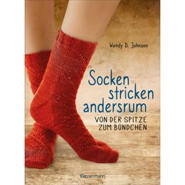 Bassermann Buch "Socken stricken andersrum - Von der Spitze zum Bündchen"