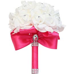 Ankunft künstliche Blumen, Rosen, Hochzeitsstrauß, Seidensatinband, Champagner, Brautjungfern, Brautparty – rote Rose